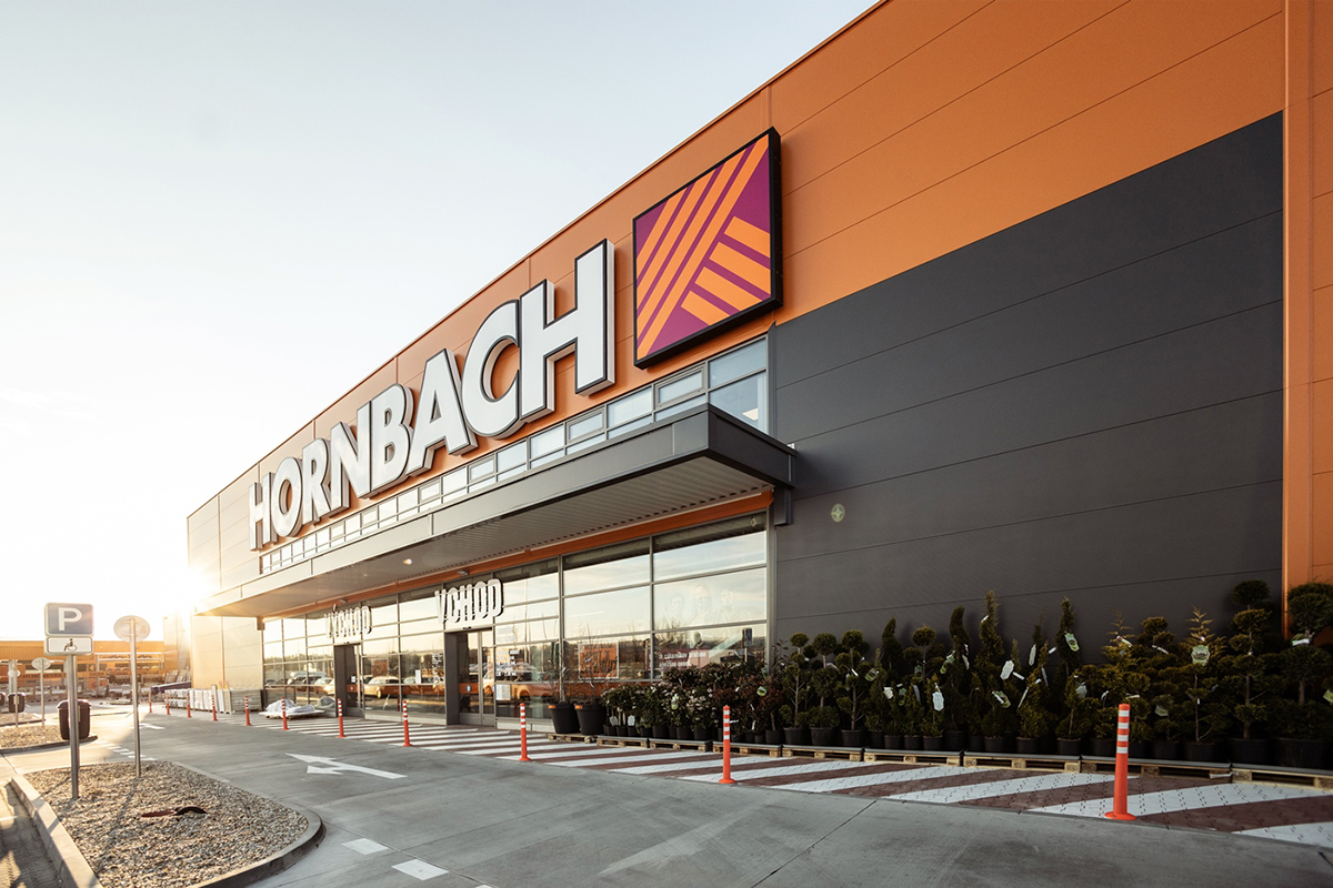Hornbach v Nitre má na streche vlastnú solárnu elektráreň | ASB.sk