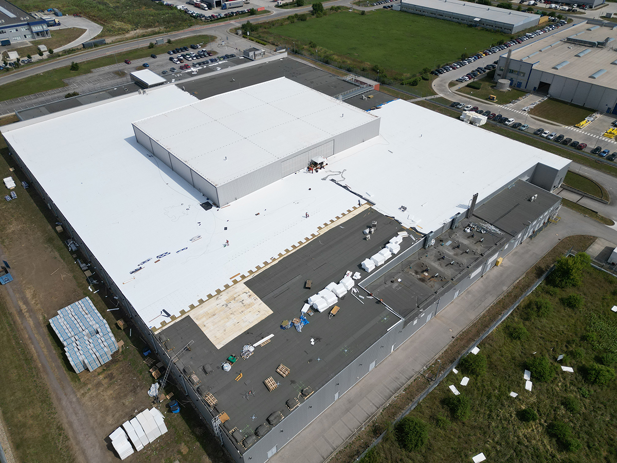 BMI EverGuard TPO – moderná hydroizolácia plochých striech | ASB.sk