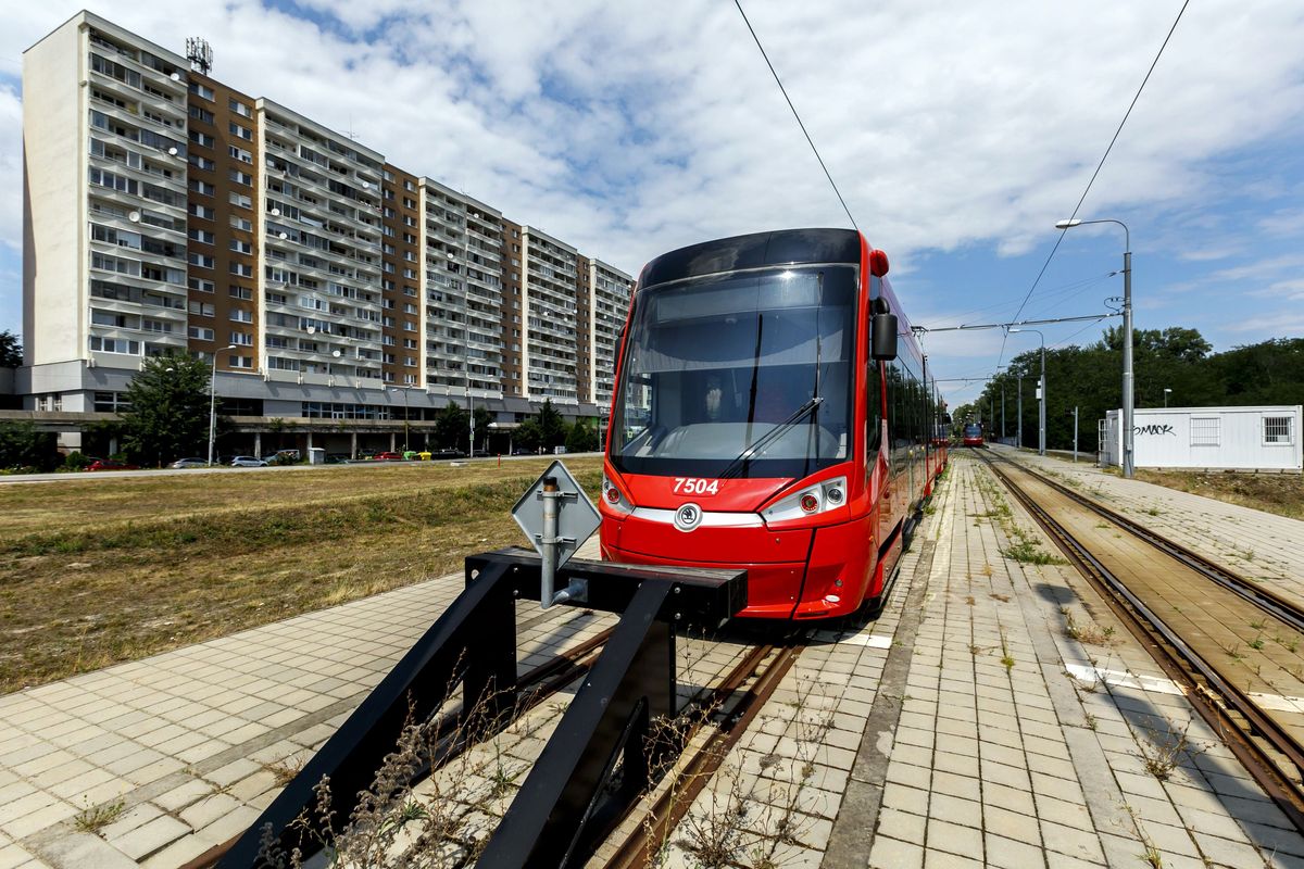 Električka v Petržalke bude na konci tohto roka! Primátor Bratislavy ...