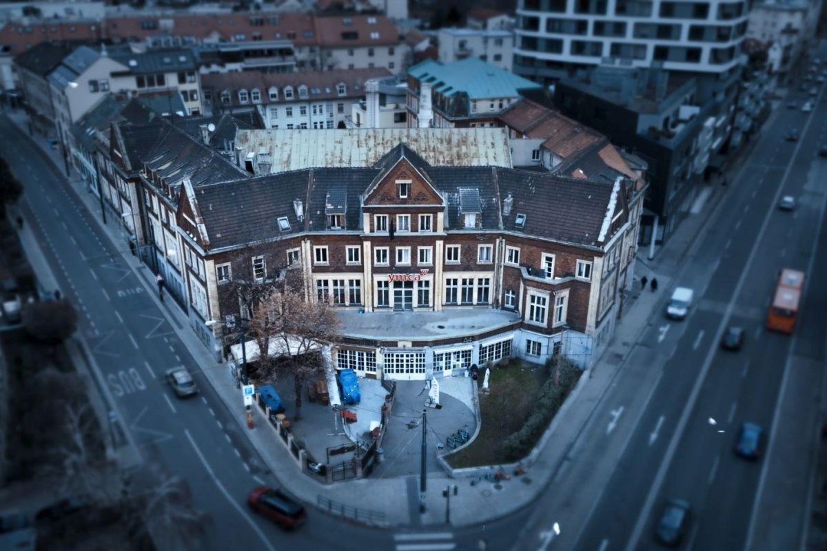 YMCA: 102 rokov a dosť? Záchrana tejto ikonickej budovy je stále neistá ...