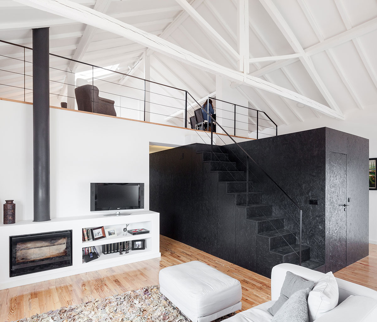 Premenená stodola s unikátnym multifunkčným blokom: Skvelý nápad ...