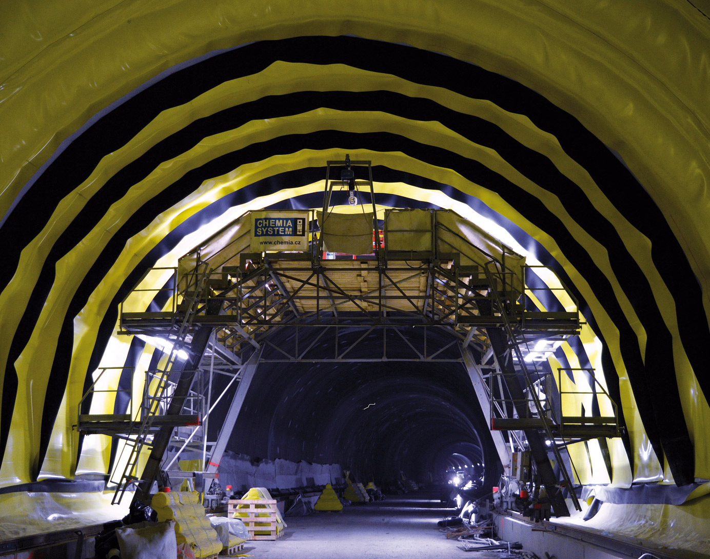 Realizácia sekundárneho ostenia tunela Poľana | ASB.sk