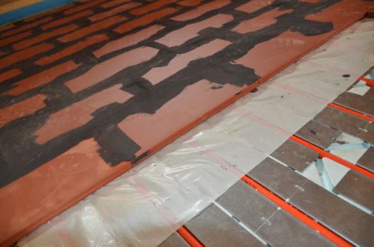 Podlahové vykurovanie – suchý proces verzus mokrý proces | ASB.sk