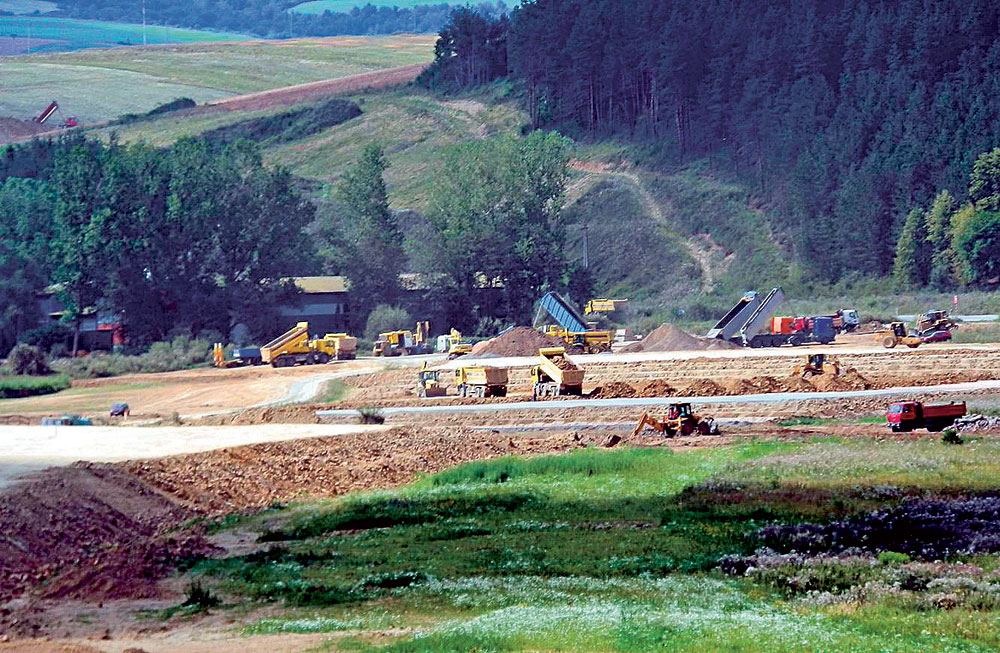 Výstavba diaľničného úseku D1 Fričovce – Svinia | ASB.sk